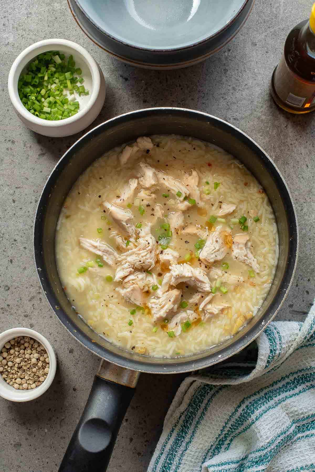 Chicken congee that gets slow cooking right—without being slow