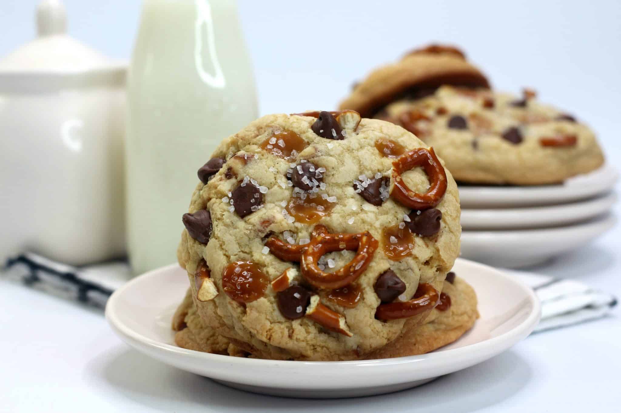 13 Cookies That Disappear Before Anyone Finds a Chair
